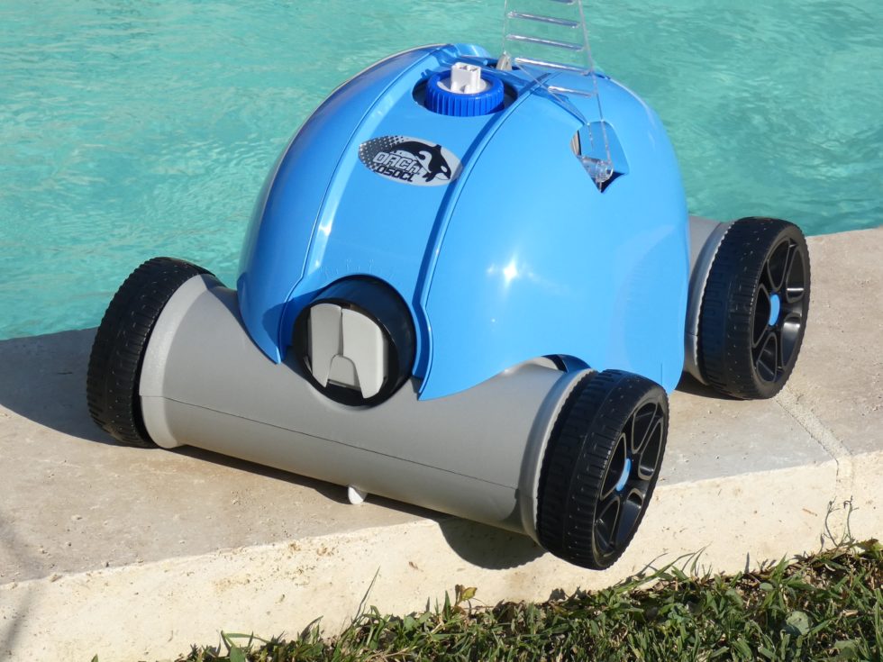 Above ground pool, pool cleaner - ORCA